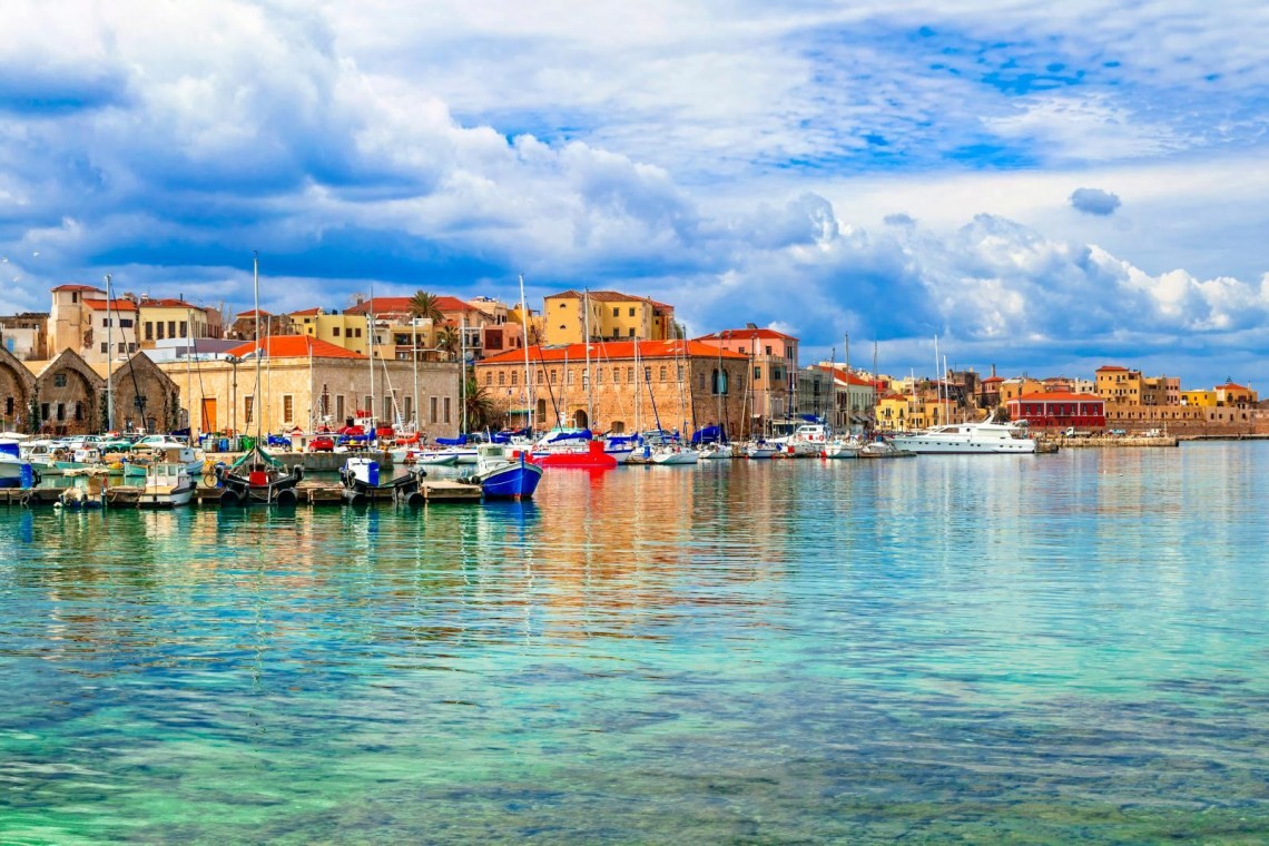 Chania: Surrender to the old town's splendid nobility